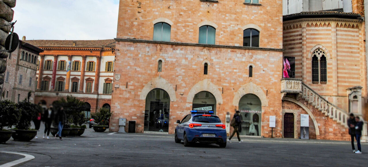La Polizia intensifica controlli a Foligno e nelle zone periferiche