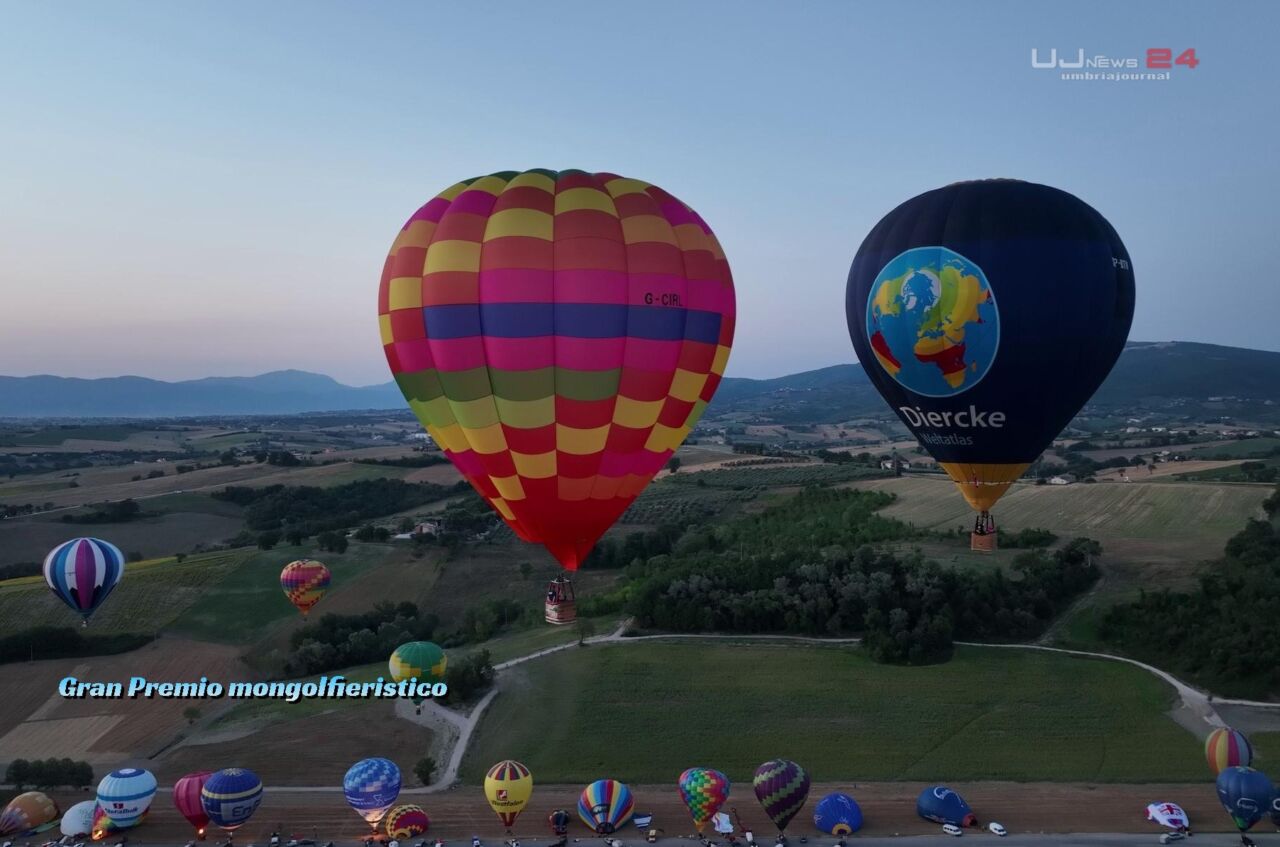 Gran Premio Mongolfiere e Aviosuperficie Sagrantino nei francobolli