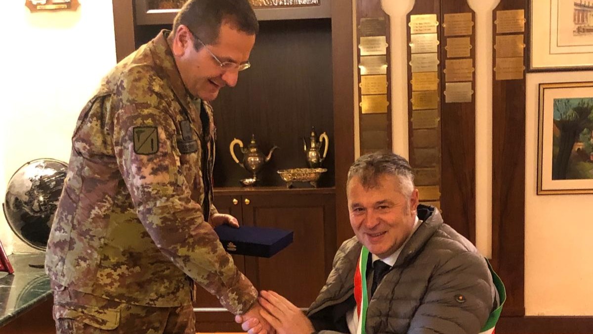 Sindaco Zuccarini incontra generale Vespaziani alla Gonzaga